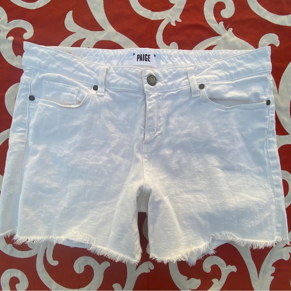 PAIGE | Shorts | Paige Jimmy Jimmy Shorts Size 29 8 White Raw Hem Booty ...